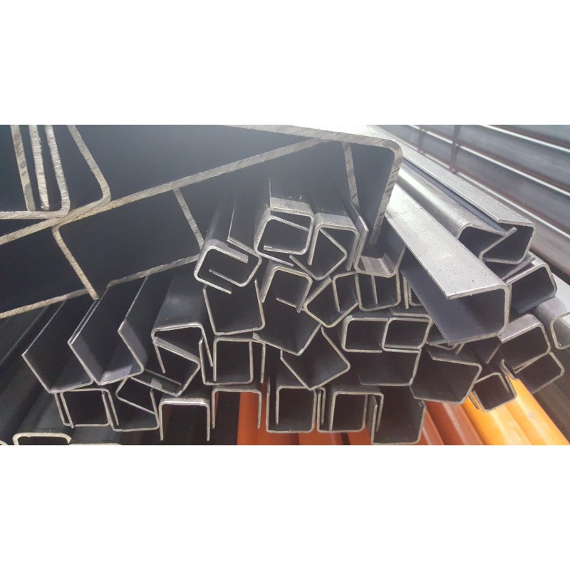 Fer U Acier Profilé à froid 30x30x2 mm S235JR à la découpe